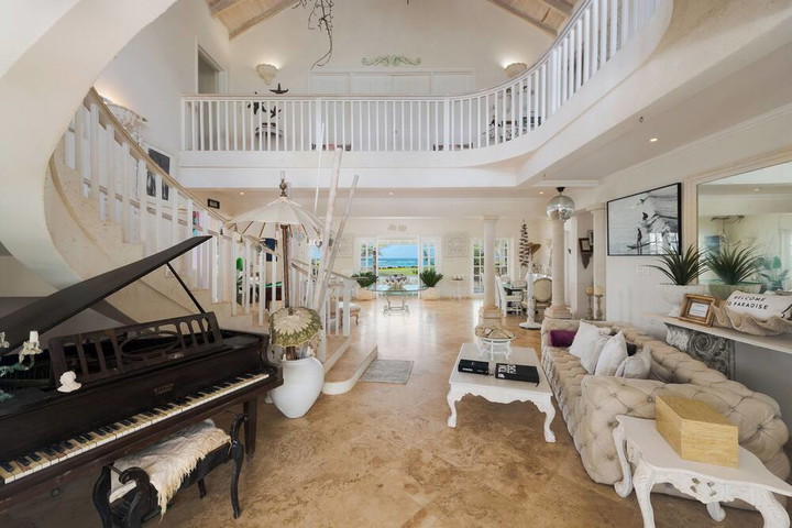 Larimar Luxury Ocean Front Villa. 7 Beds All With En Suite Bathrooms Sleeps 14+ - Barbados