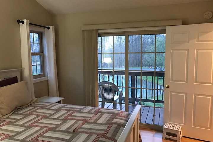 Bloomington Hideaway, 10 Min From Downtown, Catch Some Fish In Private Pond. - Bloomington, IN