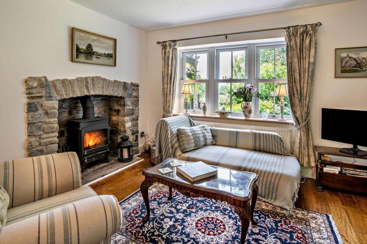 2 Bed In Blackmill (Oc-c29623) - Bridgend