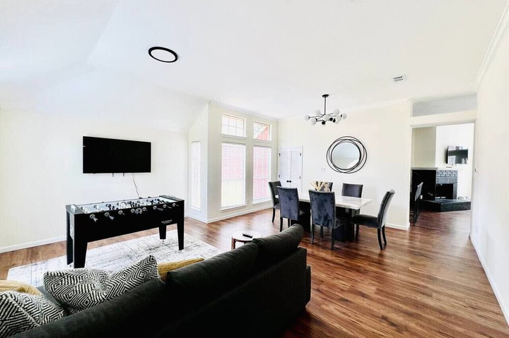 Big Backyard W/pool, Centrally Located - The Colony, TX