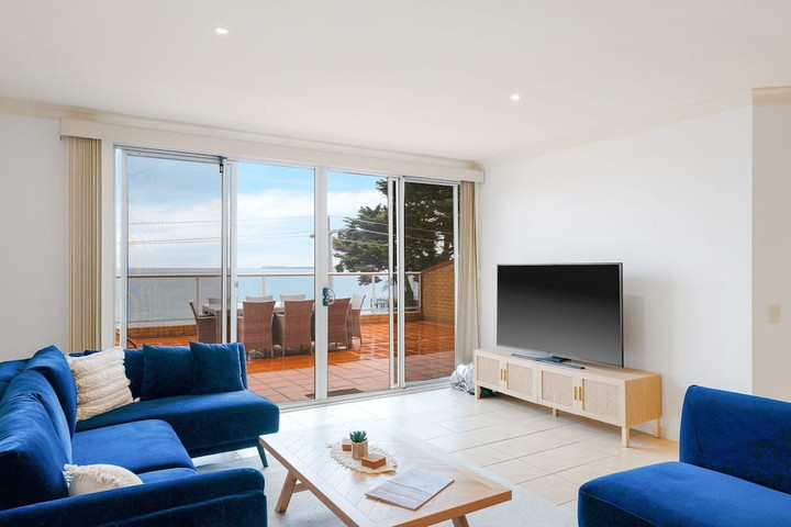Beachfront Bliss In Cowes - Ventnor