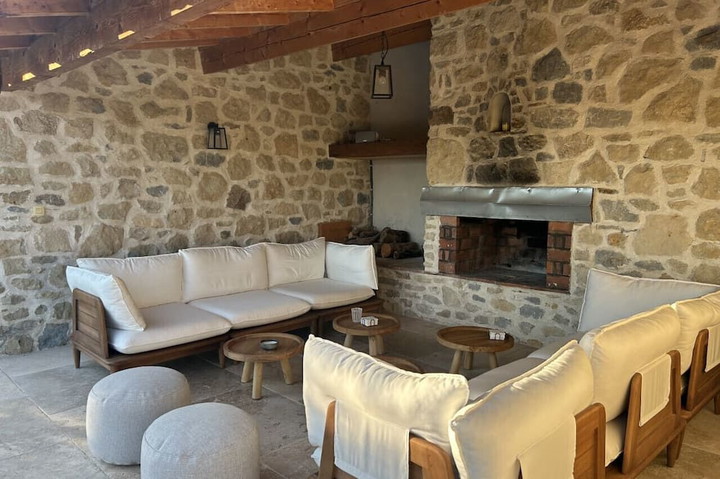 A Serene Luxury Villa In The Perfect Provence Location - Le Castellet