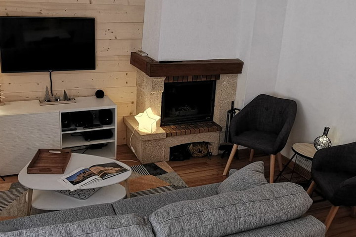 4* Family Apartment, Terrace, Garden, And Fireplace - Briançon