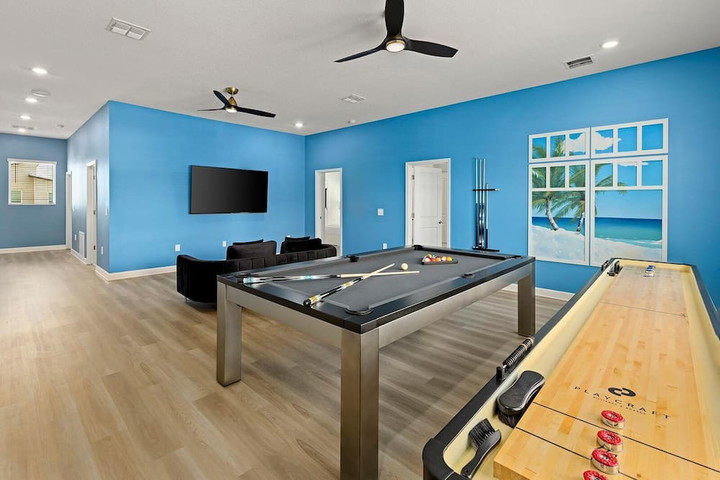 Sandy Harbor| Premium New Beach Home With Pirate Theme Room, Arcade & More - Melbourne Beach, FL