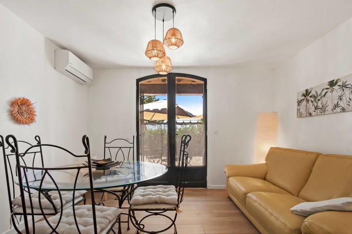 F2 Rdc Villa La Colline Vue  Mer, Wi-fi Et Clim - Cap Estérel