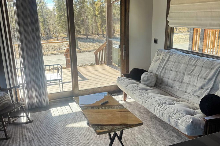 The Cozy Caboose. Beautiful Relaxing Home In A Gated Community - Fairplay, CO