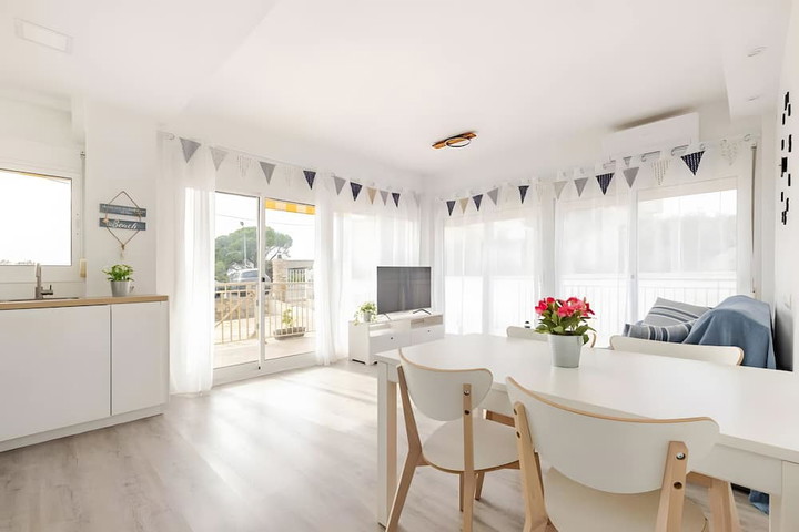 Apartamento En Salou Con Vistas Al Mar, Wifi Y Aire Acondicionado - Tarragona