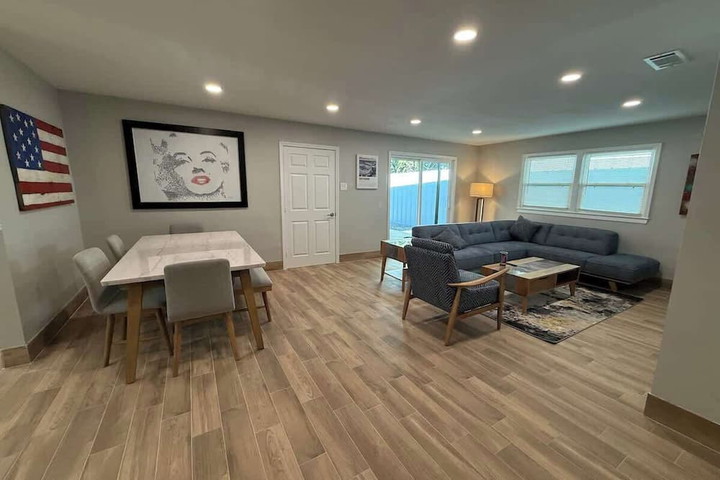 Lsu House - 4 Bedroom Sleeps 12 - On Campus! - Baton Rouge, LA