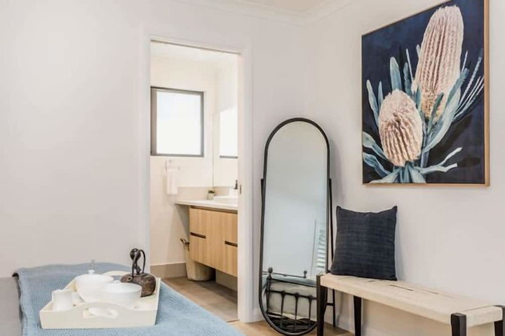 Executive Comfort Right In The Heart Of Albany - Albany