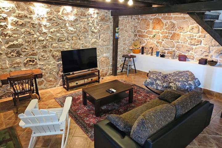 Feel The Traditional Stone House Marti + Swimming Pool - Stari Grad
