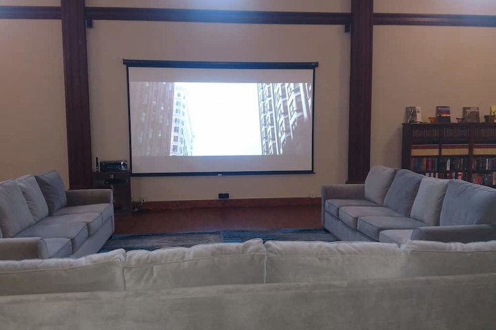 Knights Of Pythias Loft Downtown Albany, Oregon 2400 Sq Ft Of Space - Albany, OR