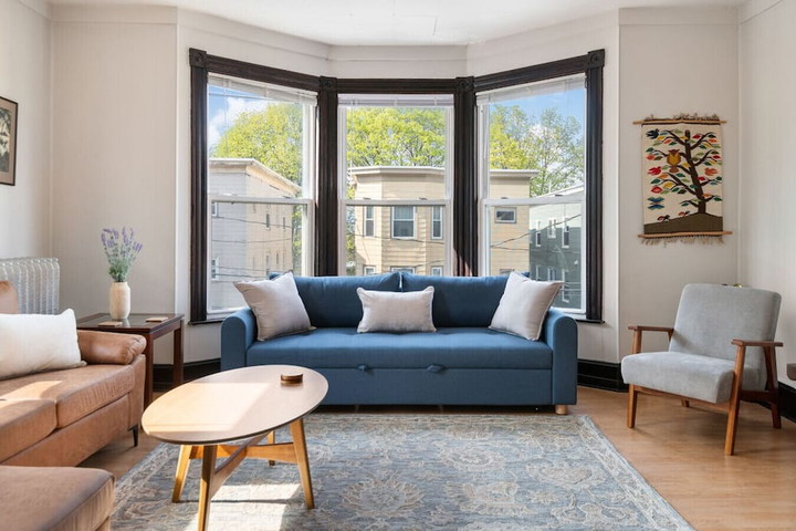 Knock On Wood - Airy Charm In Heart Of Downtown - Portland, ME