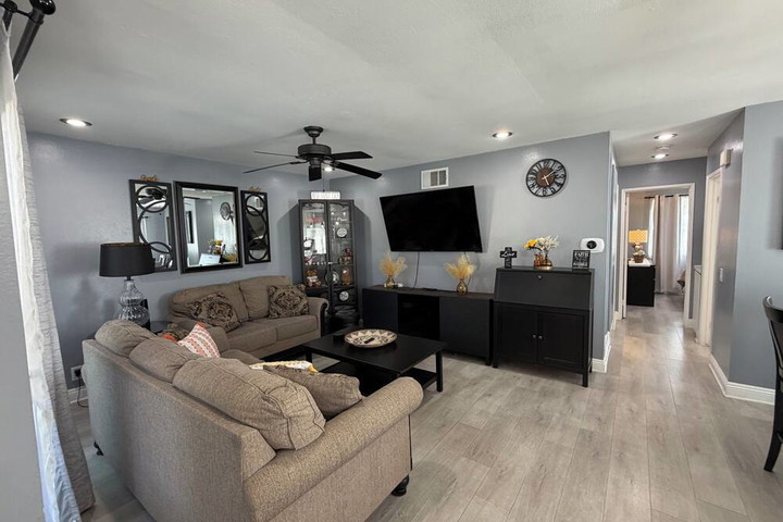 Cozy 2-bedroom Condo With Wifi, Ac In Lovely Lake Forest. - Laguna Woods, CA