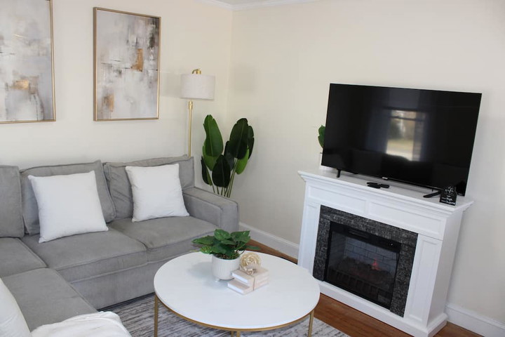 1 Bedroom Apartment 1.5 Miles From Downtown Manchester Nh - Manchester, NH