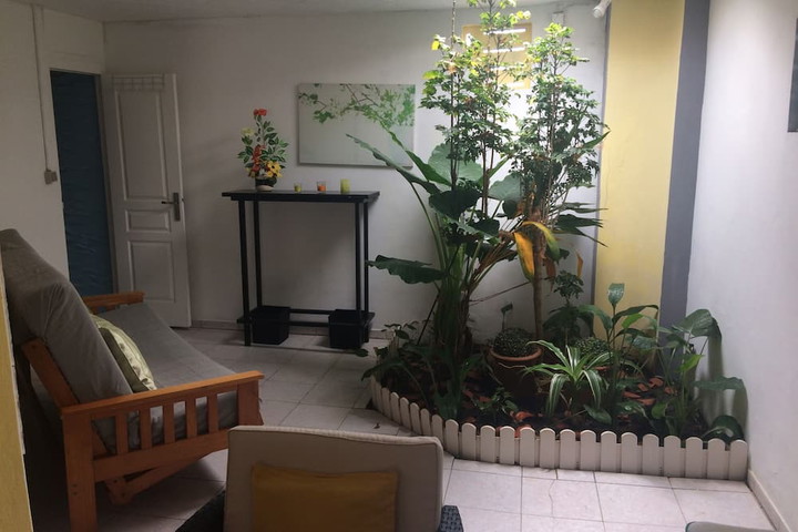 Appartement T 4 Avec 3 Salles De Bain Et 3 Chambres Avec Piscine - Fort-de-France