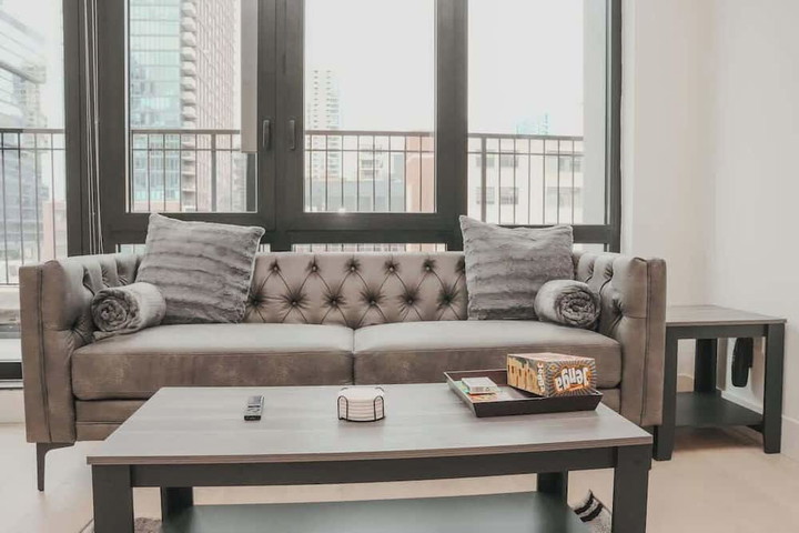 River North Private Balcony With In And Out Parking - Chicago Union Station