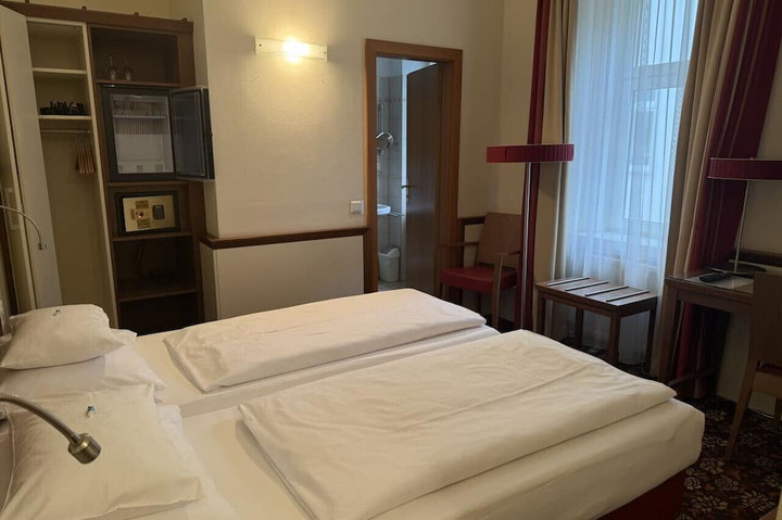 Hotel Jäger Comfort Double Room - Wien