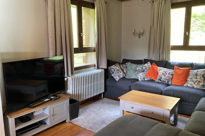 5 Chambres, 3 Salle De Bains (10 Personnes) Chalet Dans Les Portes Du Soleil Avec Bain à Remous - Les Portes du Soleil