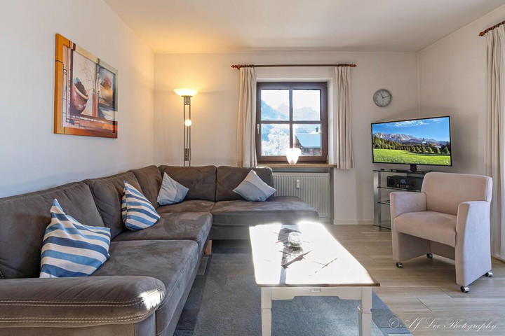Kathi's Beautiful Vacation Apartment With Mountain Views In Wallgau - Mittenwald