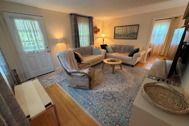 Cozy Home Minutes From Su Campus, Area Hospitals & All Major Highways. - Syracuse, NY