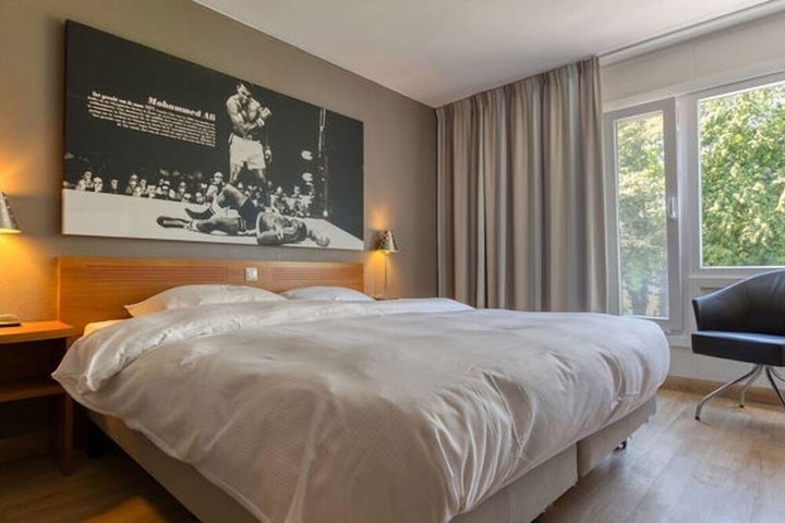 Your Relaxing Getaway Awaits! 2 Relaxing Units, Indoor Pool, Free Parking! - Zutphen