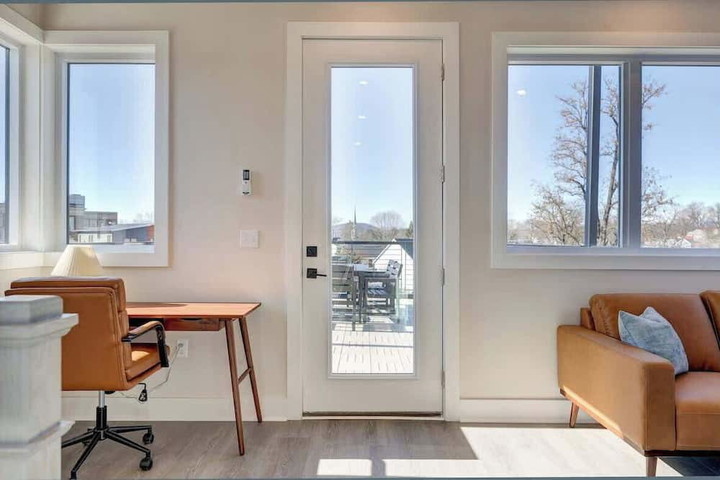 Rooftop Retreat With Mtn Views - Unit #309 - Charlottesville, VA