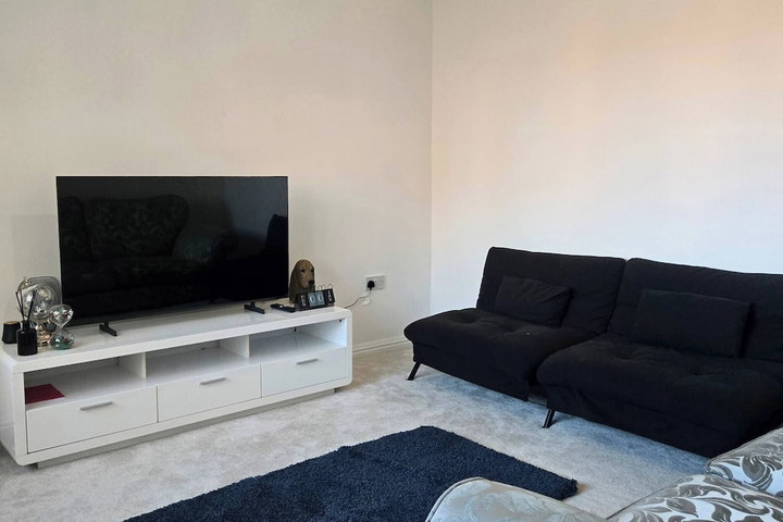 Glams Beautiful Luxury Home - Wolverhampton