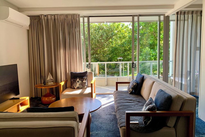 Central Cairns Gem | Relaxing Treetop 1br Oasis By The Marina & Ocean Boardwalk - Cairns