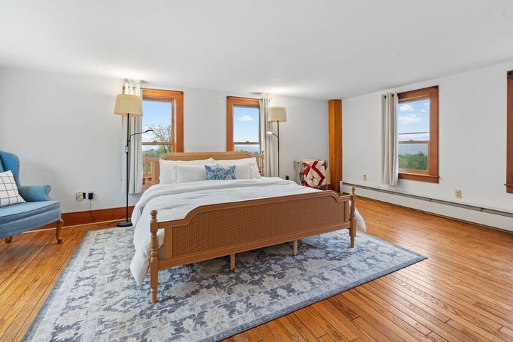 Highland Cattle Farm Stay - Suite D - Concord, NH