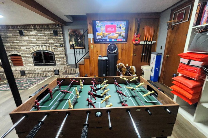 Private Waterfront Home/fishing, Pedal Boat, Game Room, Close To Gettysburg, - Hanover, PA