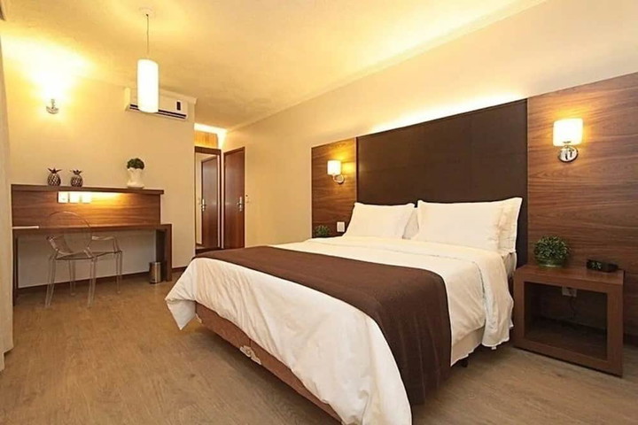 Refined Room For Business & Leisure Travelers | Ribeirão Shopping - 3.2 Miles - Ribeirão Preto
