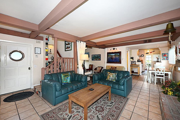 309ce: Incredible Island Vacation Home, Min Away From Downtown, Bbq, Porch - 309 - Santa Catalina Island, CA