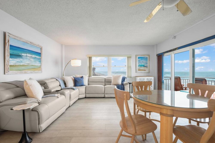 Oceanfront Oasis - 2br/2ba Direct Oceanfront! - Satellite Beach, FL