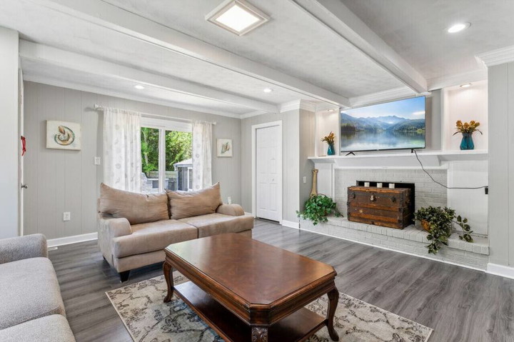 Coastal Retreat @ Coliseum| Pool, Bonus Rm, Gazebo - Hampton, VA