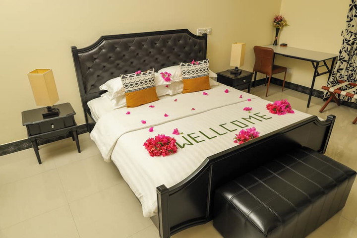 Escape To Paradise At Charming Holiday Lodge, Addu City Meedhoo In Maldives - Malediwy