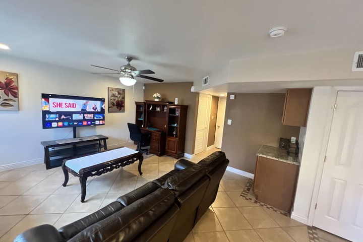 Cozy Beautiful House Perfect For Families - Santa Teresa, NM