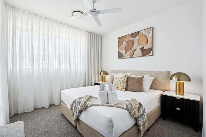 Ocean Views Kings Beach - Caloundra
