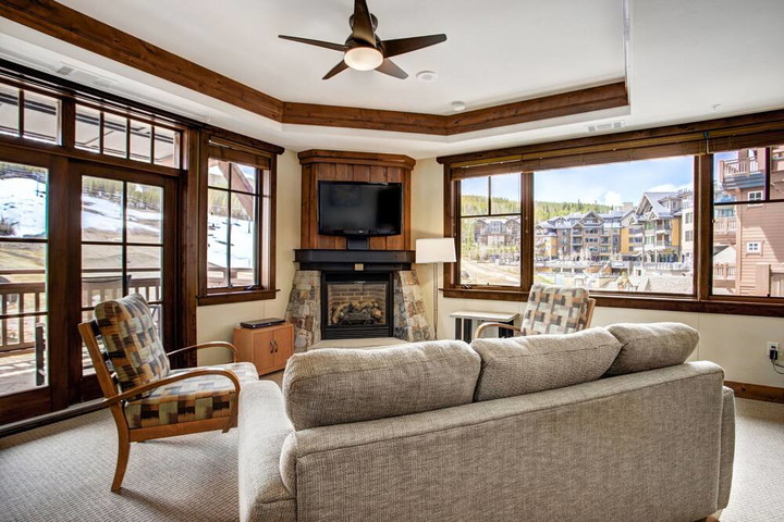 Fantastic 3 Bedroom 2 Bath Ski In Ski Out, - Copper Mountain, CO