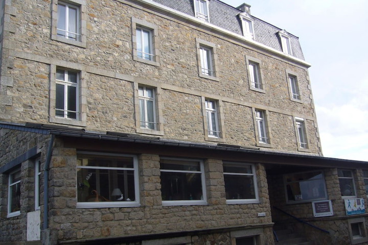 Appartement Rénové Tout Confort Vue Latérale Mer à Roscoff - Île de Batz