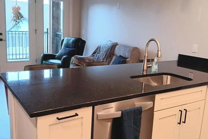 Charming 2 Bedroom Apartment With Wifi, Fitness Room In Fabulous London - London, OH