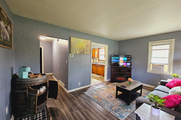 Comfortable Stay Near St. Paul - Quiet Location - Saint Paul, MN