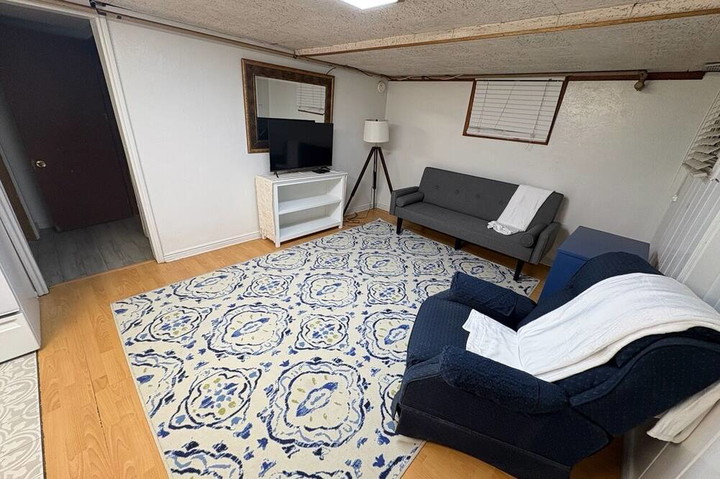 Serene 2-bedroom Apartment In Provo - プロボ, UT