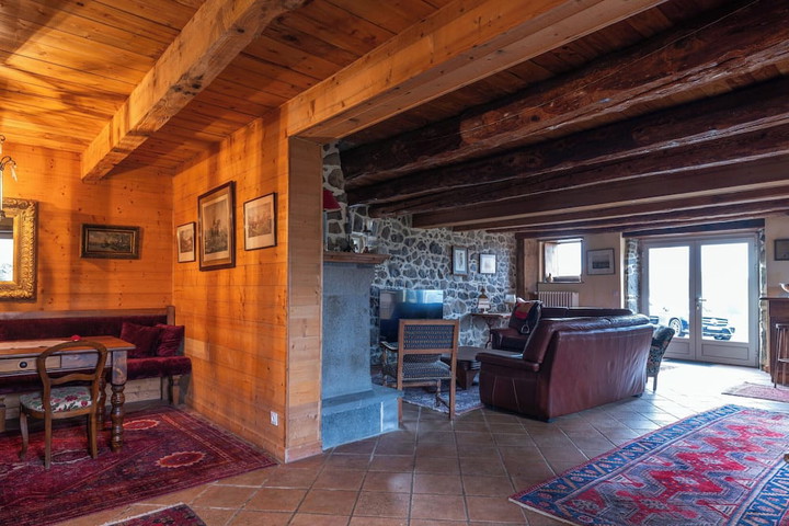 Parenthèse Nature En Auvergne: Maison Typique Au Panorama Exceptionnel-10 Pers - Murat-le-Quaire