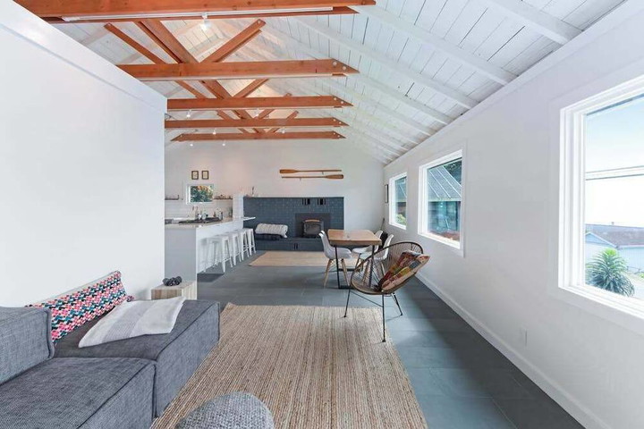 Bodega Bay 2br Bay-view Bungalow With Private Sauna  Dogs Welcome - Bodega Bay, CA