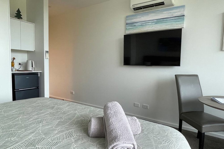 Coastal Cove Suite With Balcony - Close To Hot Springs. - Melbourne