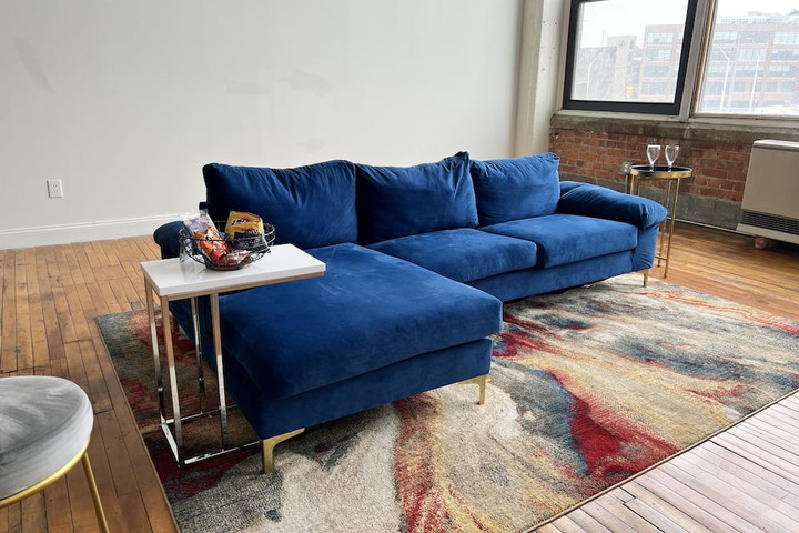 Historic 2 Bedroom Riverfront Loft In Corktown - Detroit