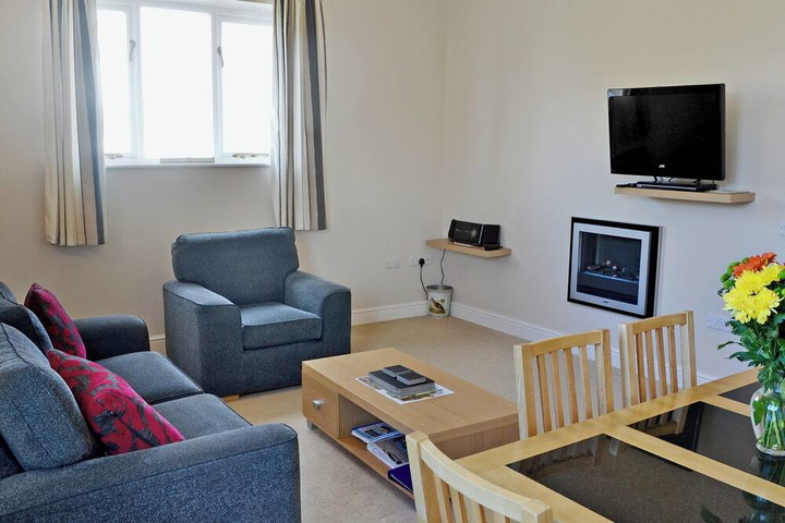 2 Bedroom Accommodation In Towan Cross, Near Porthowan - St Agnes