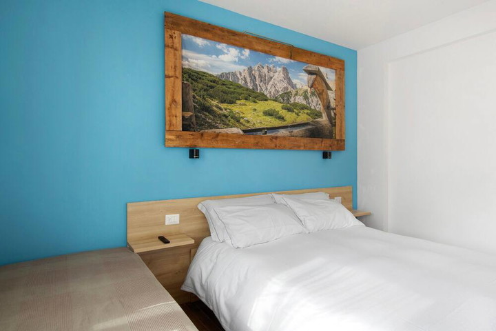 Room 'Camera 3 Azzurra Dva' With Lake View, Shared Terrace And Wi-fi - Auronzo