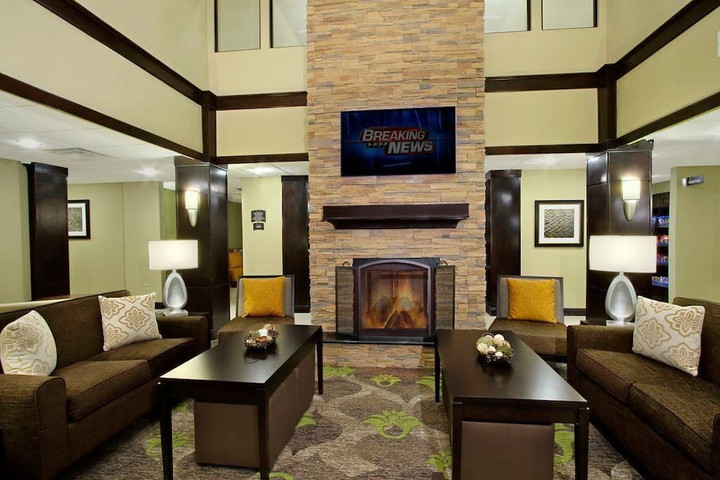 Ada Studio Suite W/ Full Kitchen In Odessa - Odessa, TX