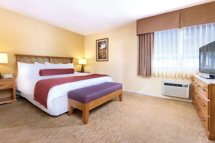 Anaheim | Family Disney Retreat | Pool + Parks | 2br - Anaheim
